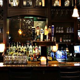 THE PUBLIC HOUSE BAR & GRILL - Updated July 2025 - 70 Photos & 135 ...