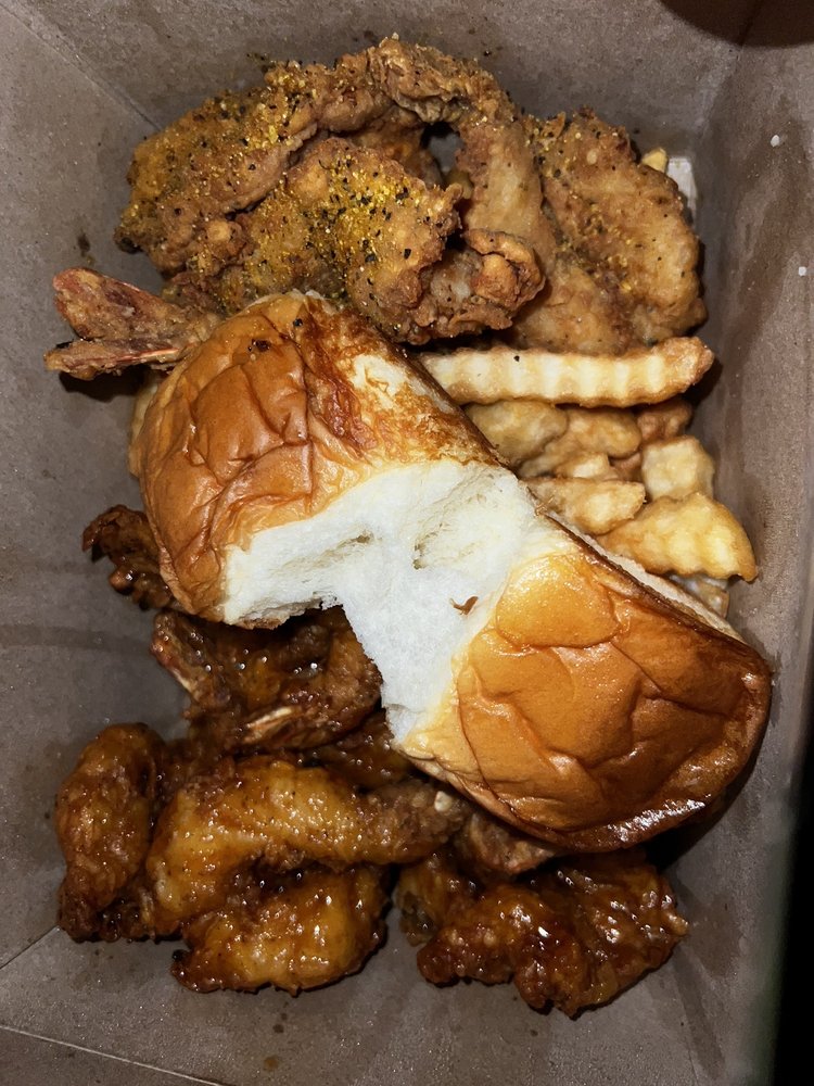 VAILS BROTHERS RESTAURANT & FOOD TRUCK - 5942 Delmar Blvd, St Louis ...