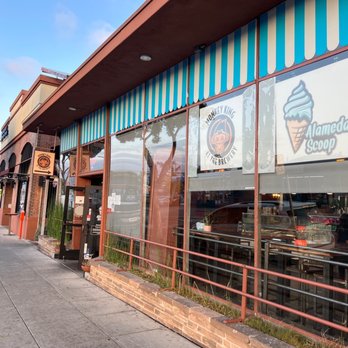 MONKEY KING AT THE BREWERY - 771 Photos & 540 Reviews - 1708 Park St ...