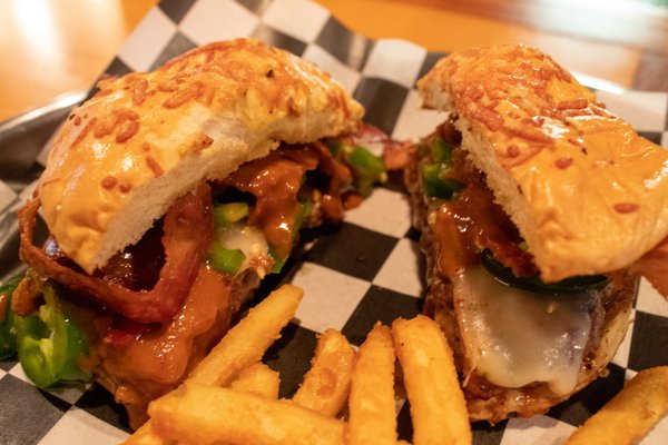 BROTHERS ON OAK - Updated November 2025 - 37 Reviews & 21 Photos - 412 ...