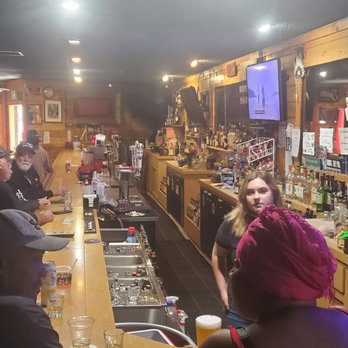 THE VALLEY INN SPORTS BAR - Updated August 2024 - 14 Photos & 33 ...