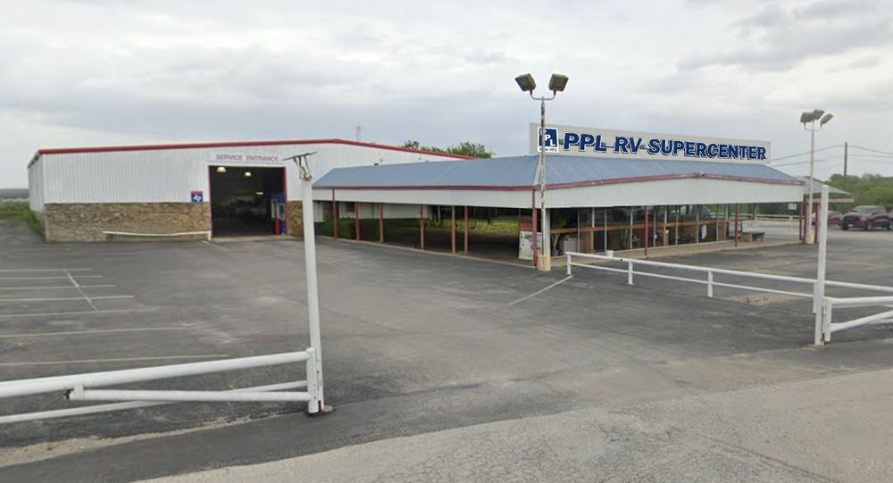 PPL MOTOR HOMES - Updated October 2025 - 500 North US 81-287, Decatur ...