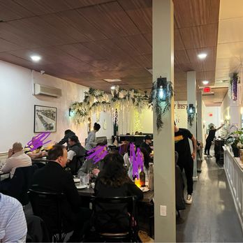 CAFE CREVIER - Updated November 2024 - 90 Photos & 105 Reviews - 25 E ...