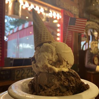 JAXSON’S ICE CREAM PARLOR AND RESTAURANT - 3658 Photos & 1949 Reviews ...