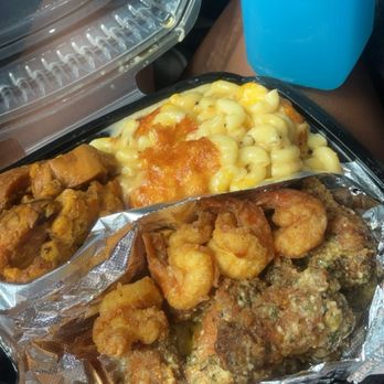 LIGHTHOUSE FISH MARKET & RESTAURANT - Updated February 2025 - 313 ...