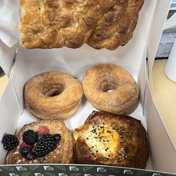FORTY THREE BAKERY - Updated December 2024 - 135 Photos & 60 Reviews ...