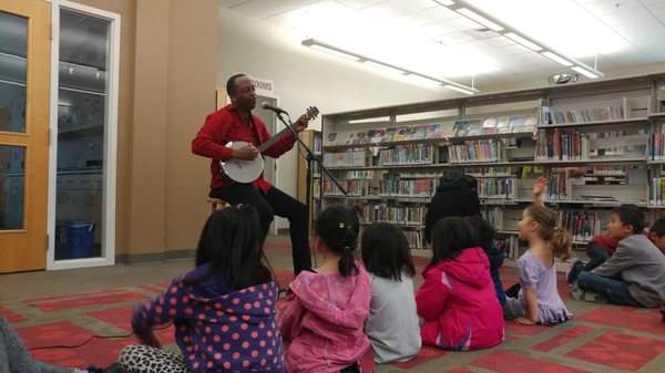 DOUGHERTY STATION LIBRARY - Updated October 2025 - 40 Photos & 29 ...