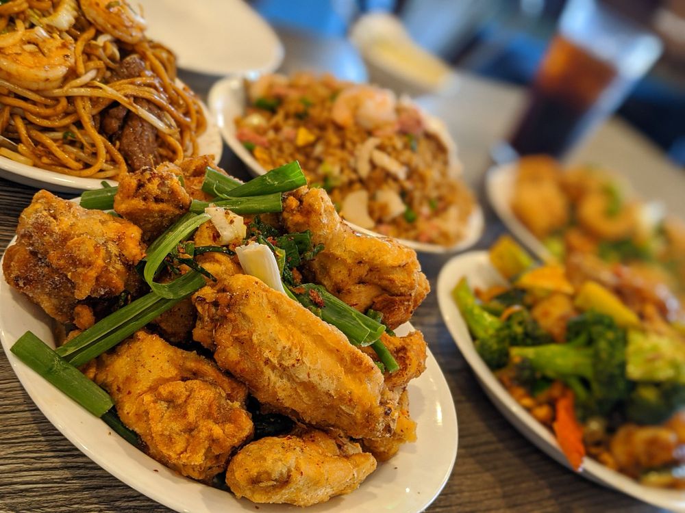 ROYAL MANDARIN RESTAURANT - 1321 Photos & 1531 Reviews - 1132 E Plaza ...