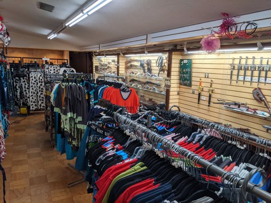 HARBOR HOUSE GIFTS - Updated 05/2025 - 40 Photos & 34 Reviews - 1 ...