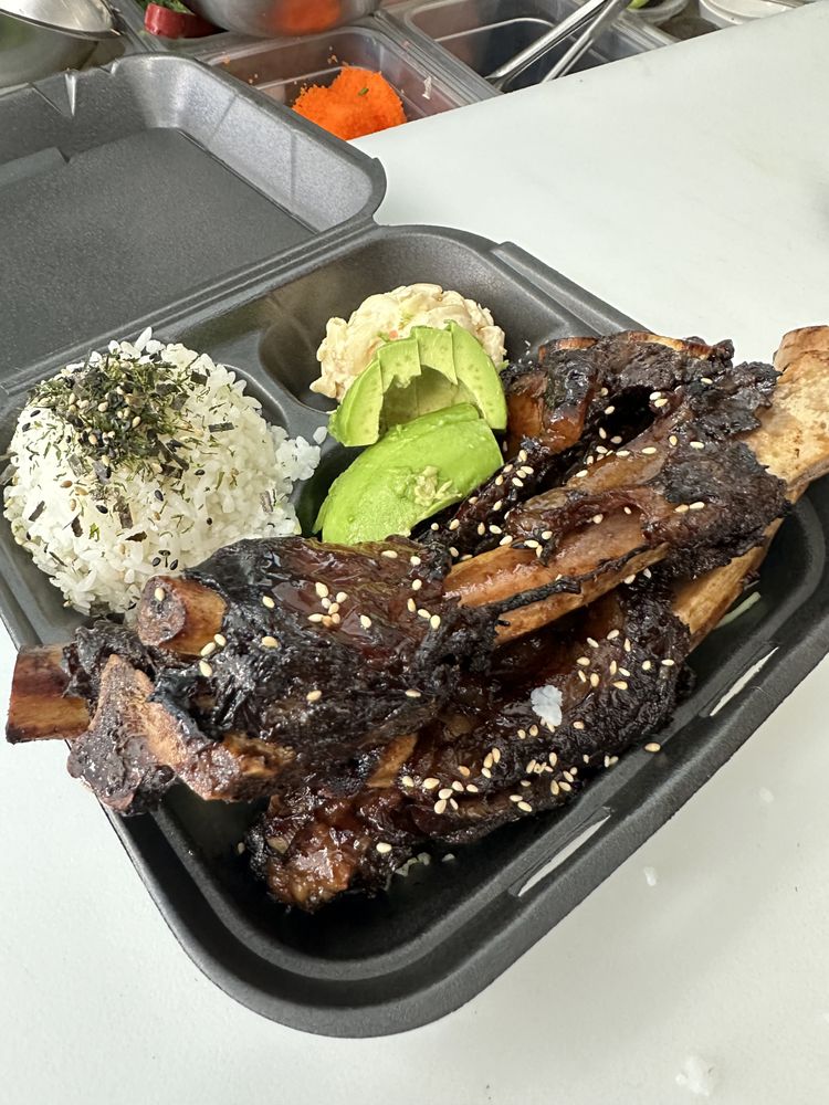 HONU POKE AND GRILL - Updated December 2024 - 389 Photos & 271 Reviews ...