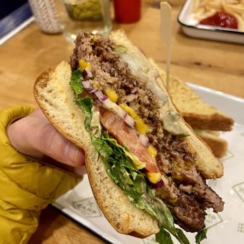 CAMP OUTPOST - Updated October 2024 - 345 Photos & 464 Reviews - 709 ...