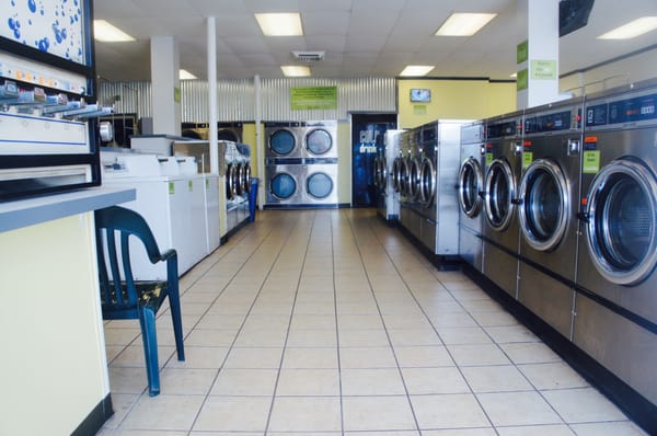 CITY LAUNDRY - Updated October 2025 - 38 Photos & 53 Reviews - 5605 San ...