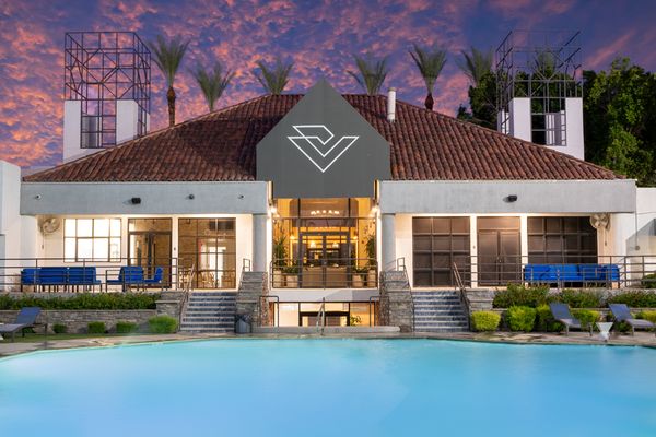 VASEO APARTMENTS - Updated December 2025 - 59 Photos - 16220 N 7th St ...