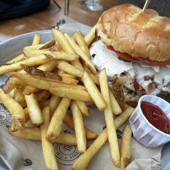 THE BOWERY BAR - Updated March 2025 - 266 Photos & 225 Reviews - 2261 ...