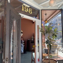 LOQUAT - Updated October 2025 - 784 Photos & 275 Reviews - 198 Gough St ...