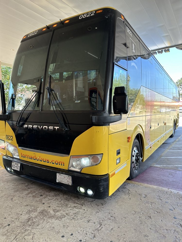 TORNADO BUS COMPANY - Updated December 2025 - 16 Reviews - 1516 Airline ...