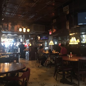 Skinflints - Takeout & Delivery - 223 Photos & 317 Reviews - Burgers ...