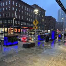 HUB HALL - Updated July 2025 - 137 Photos & 49 Reviews - 80 Causeway St ...