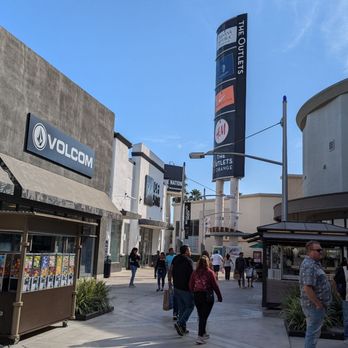 THE OUTLETS AT ORANGE - Updated November 2024 - 855 Photos & 847 ...