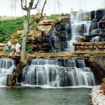 SPRING PARK - Updated October 2025 - 48 Photos & 12 Reviews - 800 ...