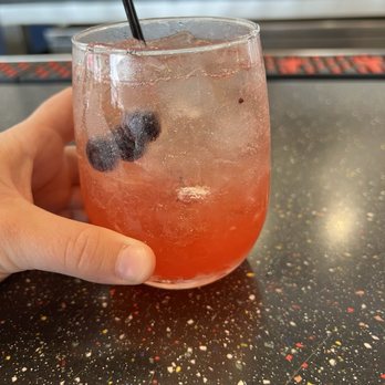 BUBBLY HEN - Updated June 2025 - 124 Photos & 65 Reviews - 7915 Vaughn ...