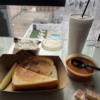 METRO DELI - Updated April 2025 - 120 Photos & 100 Reviews - 104 S ...