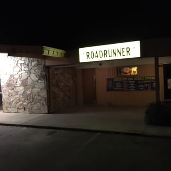 ROADRUNNER LOUNGE - Updated May 2024 - 25 Photos & 36 Reviews - 3219 N ...