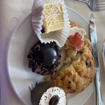 SPRING TEA GARDEN - Updated January 2026 - 571 Photos & 299 Real ...