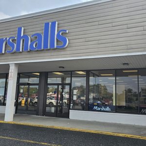 MARSHALLS - Updated January 2025 - 154 Photos & 26 Reviews - 1021 ...