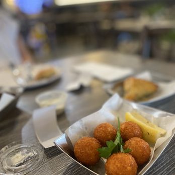 The Best 10 Restaurants near Randhurst Village in Mount Prospect, IL - Yelp