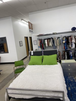 THE DREAM CENTER RESALE STORE - Updated October 2025 - 16 Photos - 2111 ...