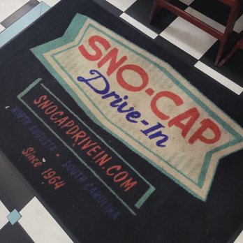 SNO-CAP DRIVE IN - Updated December 2025 - 105 Photos & 75 Reviews ...