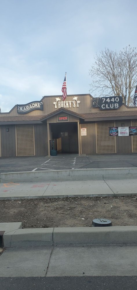 ROCKY’S 7440 CLUB - 89 Photos & 209 Reviews - 7440 Auburn Blvd, Citrus ...