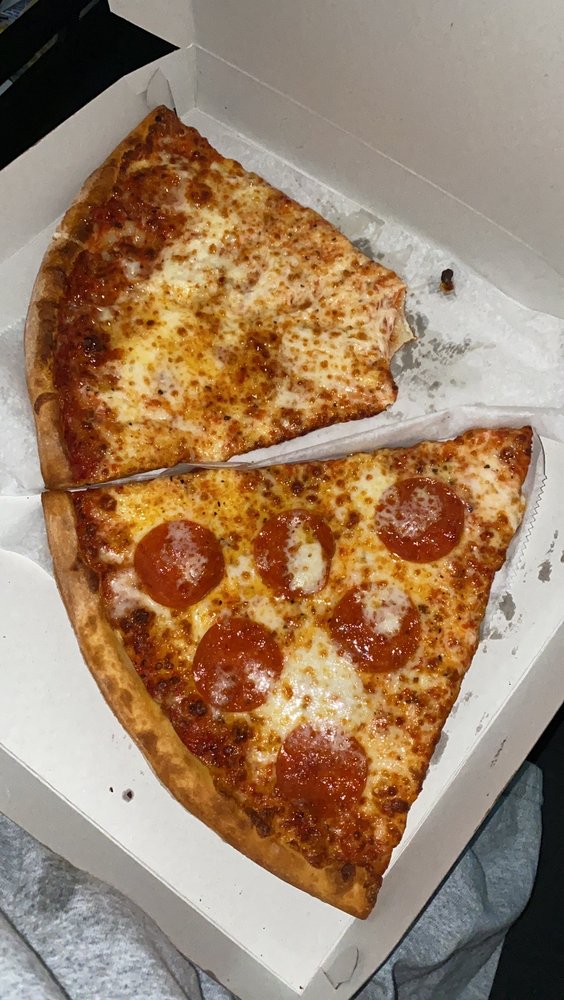 FAT TOMATO PIZZA - Updated August 2025 - 103 Photos & 100 Reviews ...