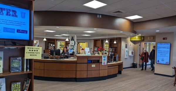 FARMINGTON LIBRARY - Updated July 2025 - 77 Photos - 6 Montieth Dr ...