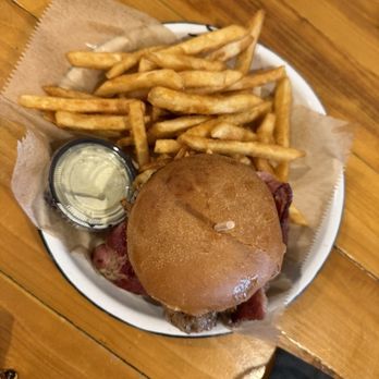 DISTRICT BURGER - Updated September 2025 - 169 Photos & 161 Reviews ...