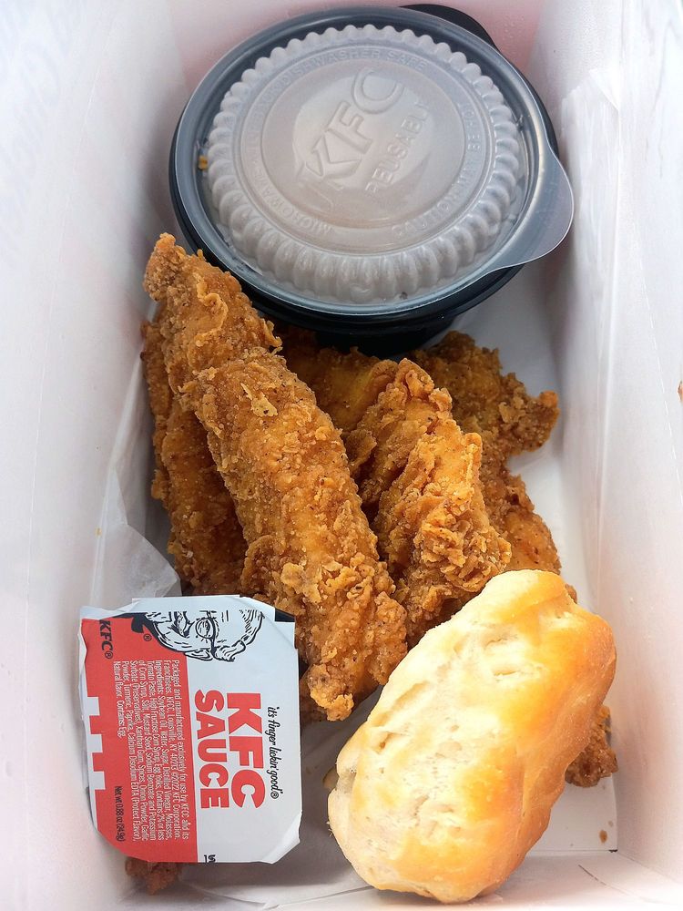 KFC - Updated July 2025 - 27 Reviews - 1851 E G St, Ontario, California ...