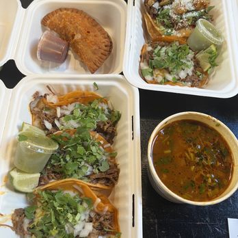 BIRRIA LES - Updated July 2024 - 16 Photos & 13 Reviews - 170 Bedford ...