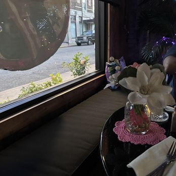 ROSCOE’S BAR AND GRILL - Updated January 2026 - 30 Photos & 16 Reviews ...