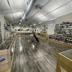 GAME REALMS - 121 Photos & 89 Reviews - 137 N Victory Blvd, Burbank ...