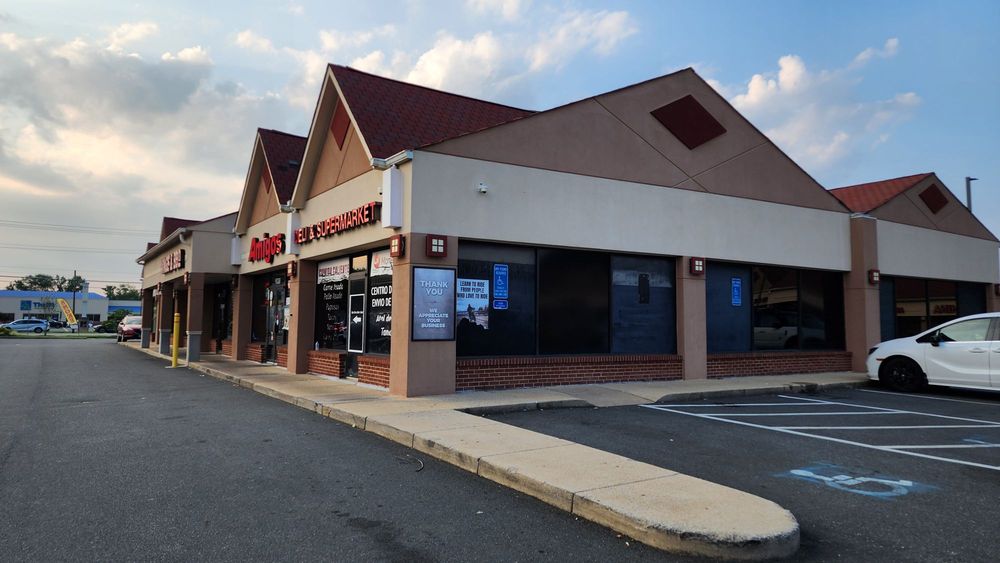 POLLO ROYAL - Updated July 2025 - 29 Photos & 37 Reviews - 8723 Cooper ...