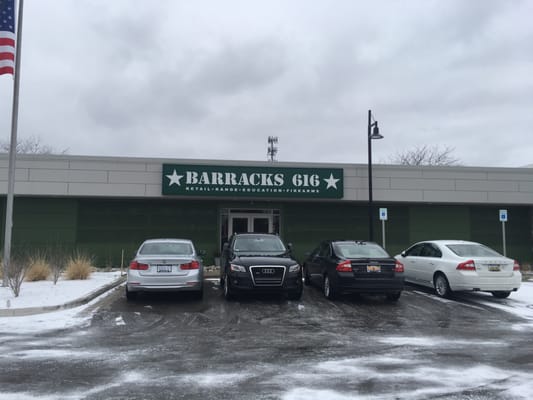 BARRACKS 616 - Updated November 2024 - 36 Reviews - 5740 Foremost Dr SE ...