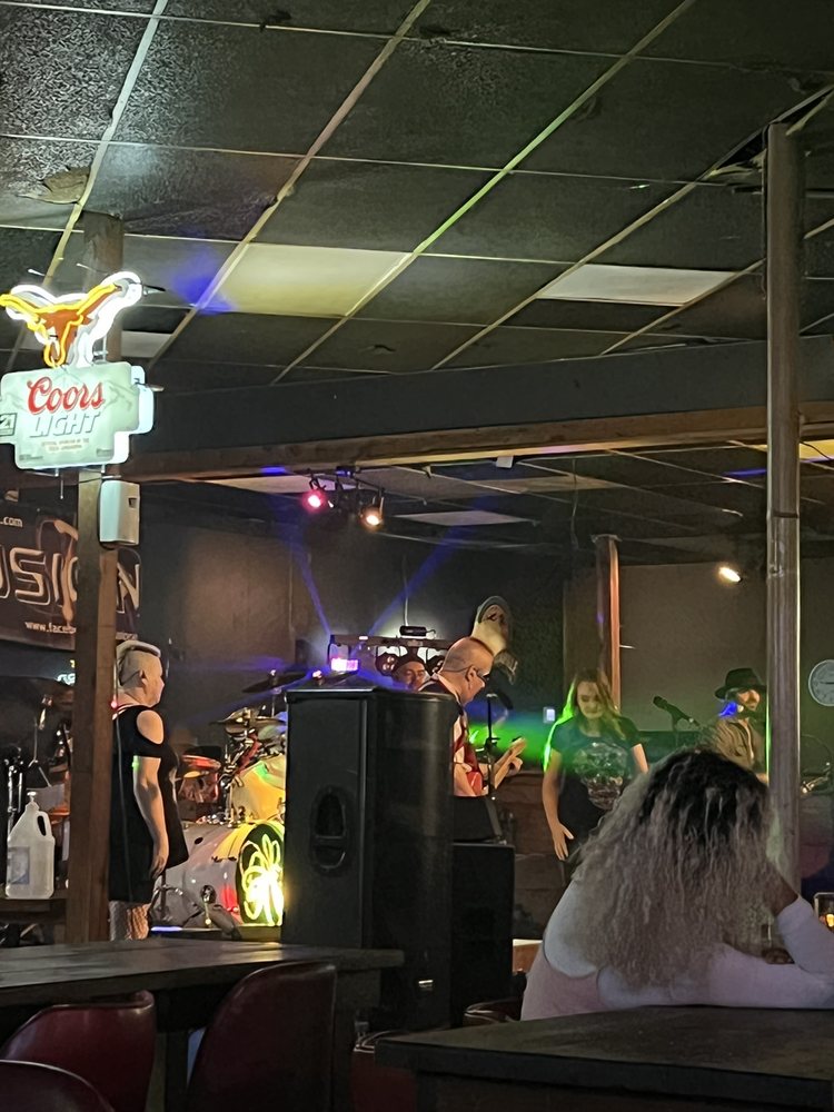 PARMER LANE TAVERN - Updated May 2025 - 37 Photos & 60 Reviews - 2121 W ...