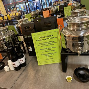 OUTLETS AT THE DELLS - Updated December 2025 - 61 Photos & 46 Reviews ...