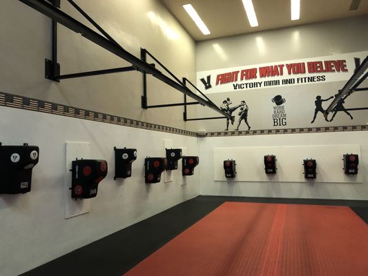 VICTORY MMA & FITNESS - 69 Photos & 212 Reviews - Gyms - 3666 Midway Dr ...