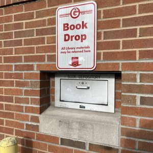 FAIRBORN COMMUNITY LIBRARY - Updated October 2025 - 1 E Main St ...