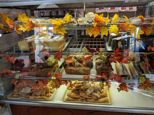 RACINE BAKERY - 71 Photos & 53 Reviews - Bakeries - 6216 S Archer Ave ...