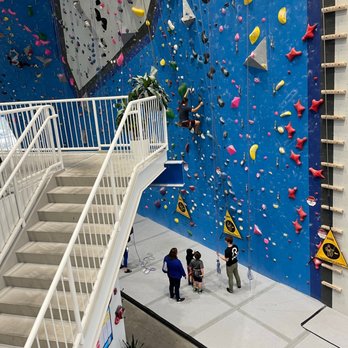 REACH CLIMBING AND FITNESS - Updated December 2025 - 79 Photos & 25 ...