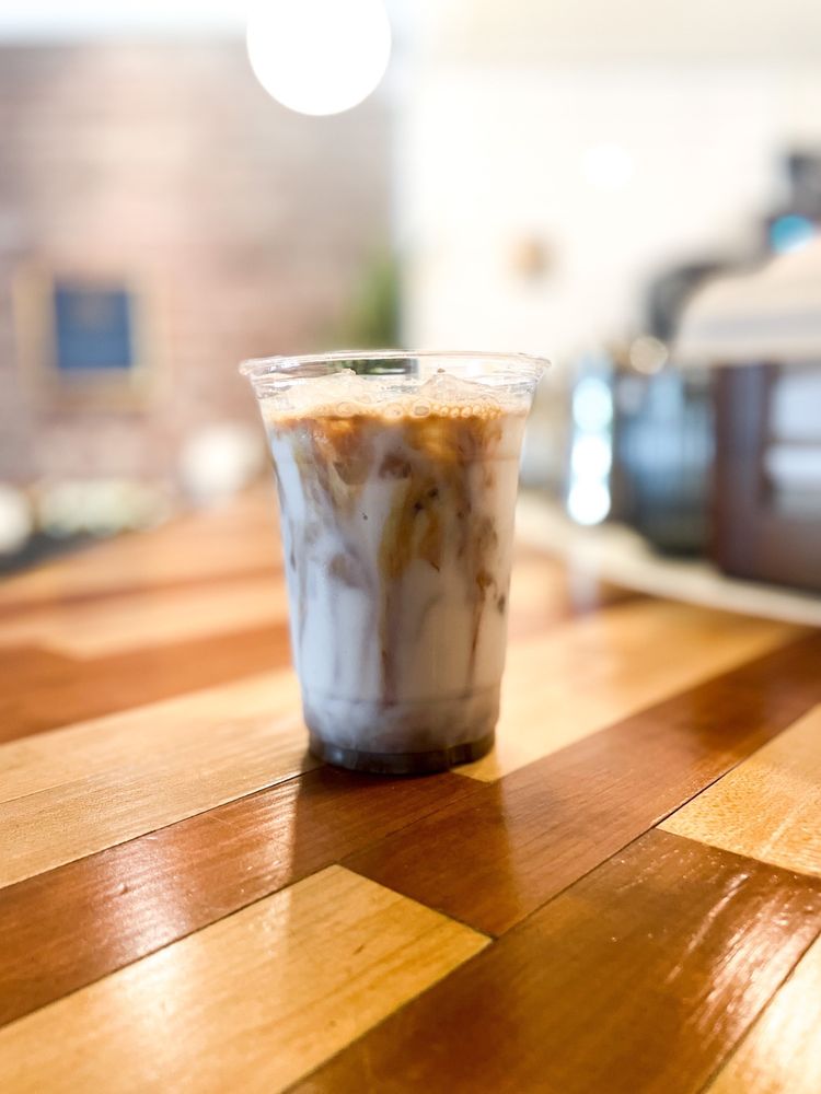 MOSHAVA COFFEE - Updated July 2025 - 26 Photos & 11 Reviews - 47 W 8th ...