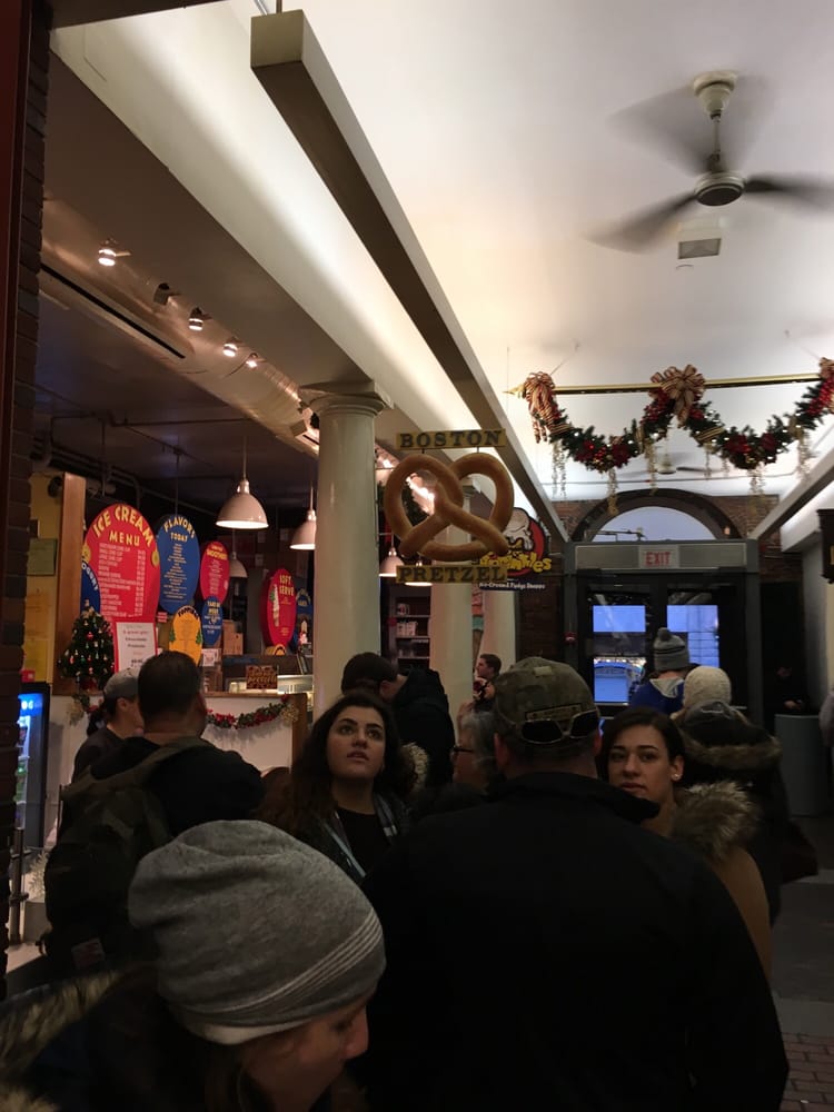 BOSTON PRETZEL BAKERY - Updated January 2026 - 11 Reviews - 1 Faneuil ...